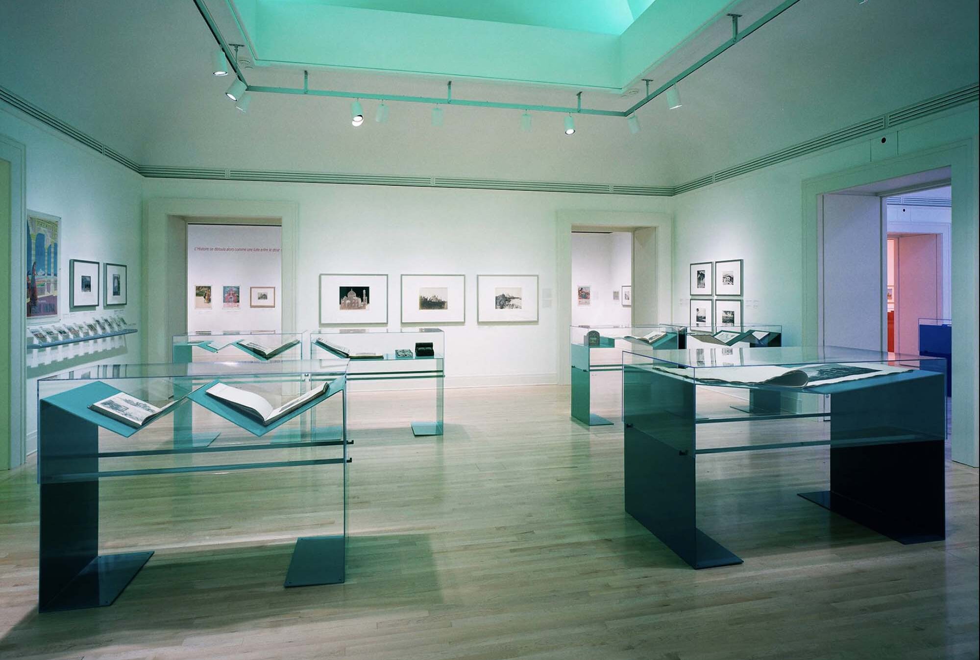 Lindy Roy | CCA: TRACES OF INDIA