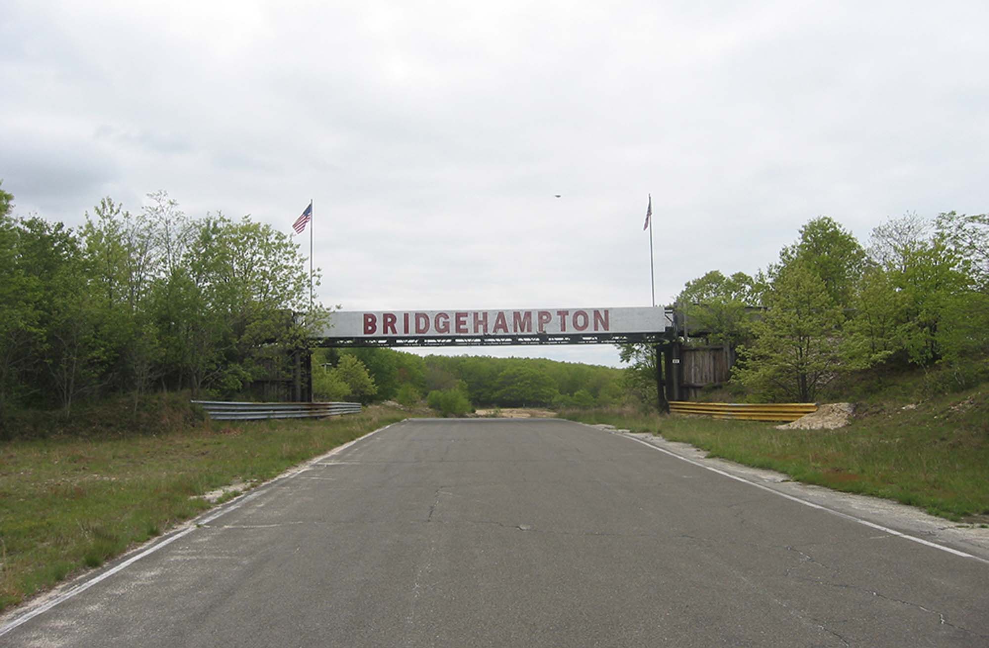 Lindy Roy | THE BRIDGE BAR